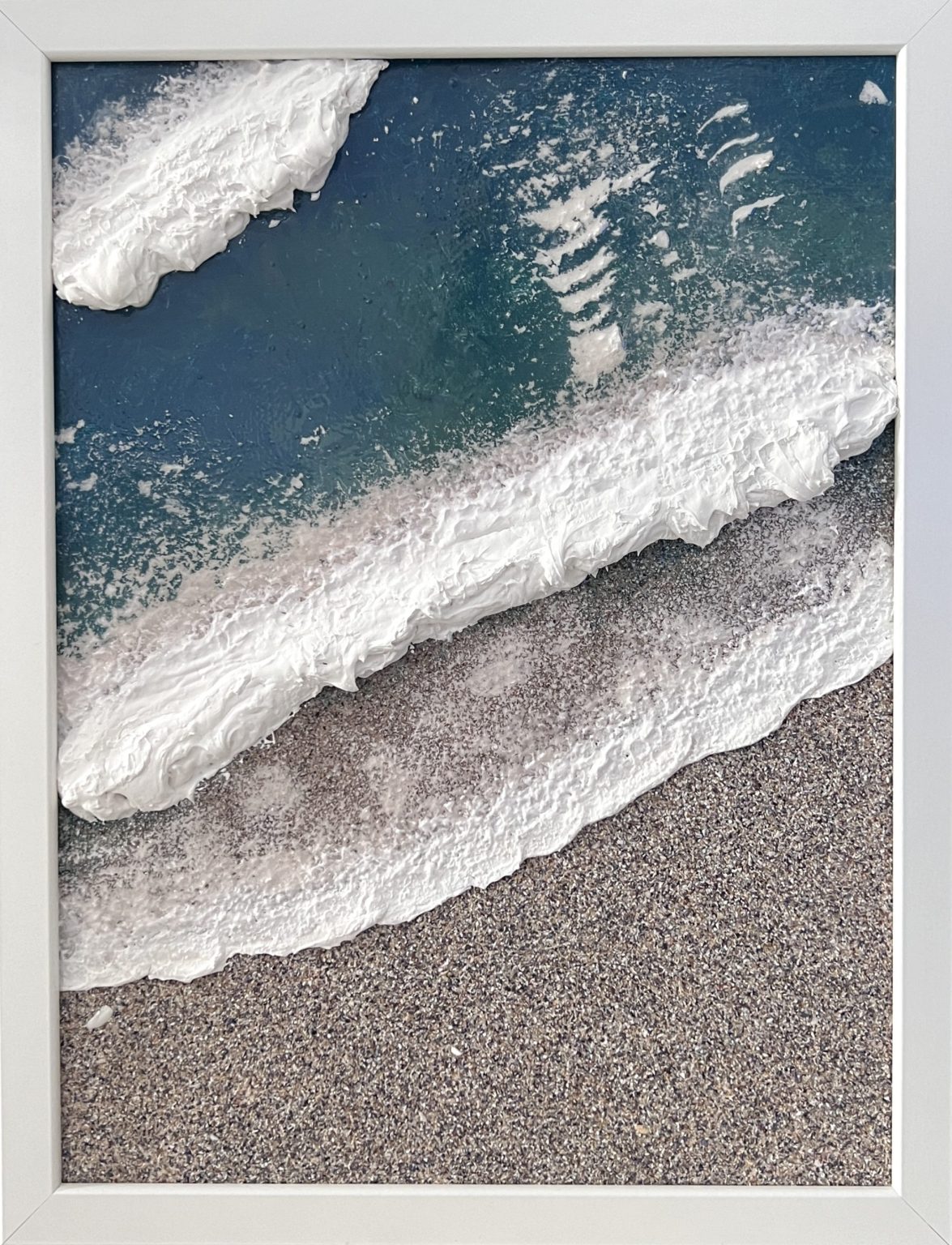 La Mer, the essence of the beach with waves and real sand